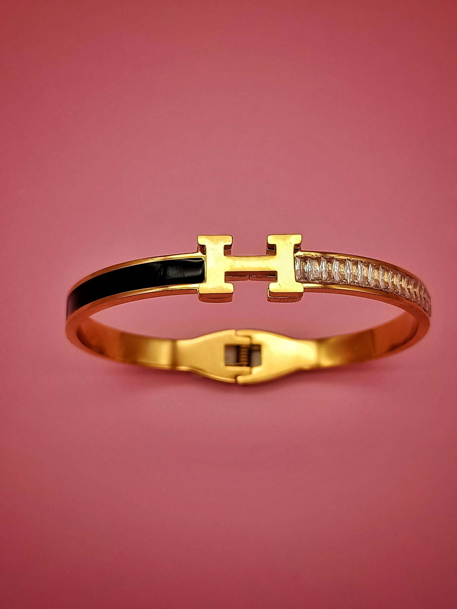 H Design Bracelet – Gemora